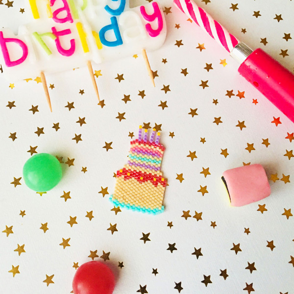 Torta di compleanno a punto mattone